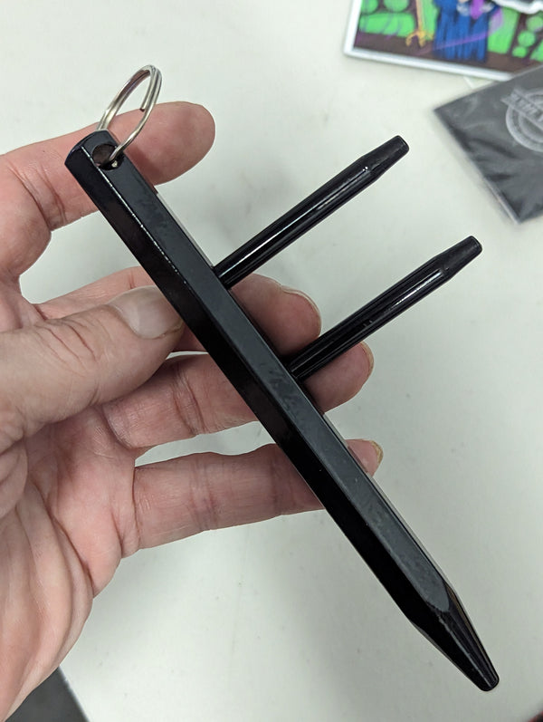 OLD SCHOOL STEEL NINJA SPIKE KUBATON KEYRING – LIGHTNING OTF KNIVES