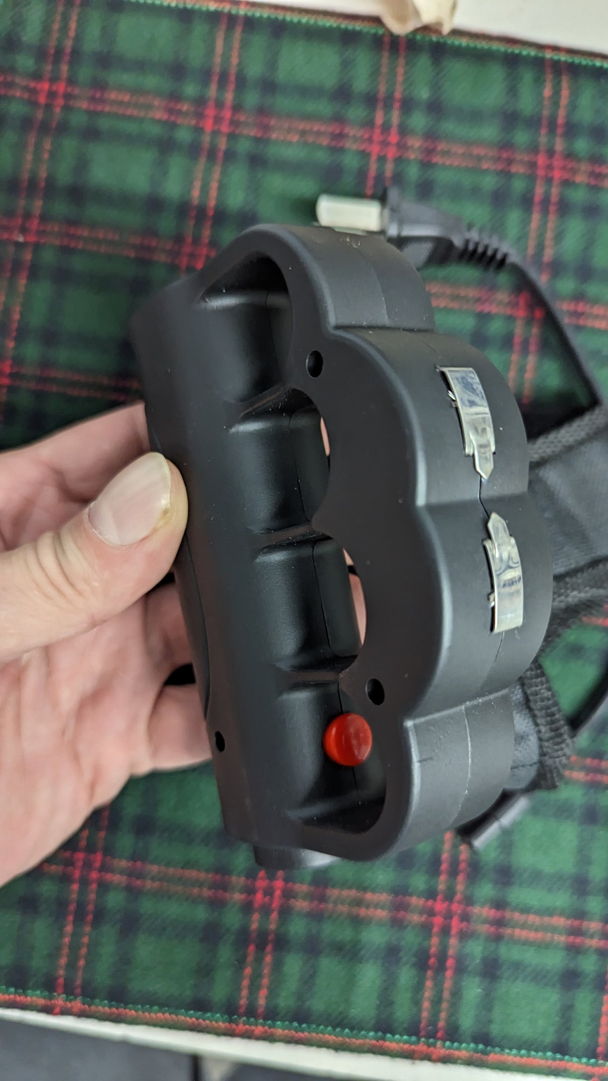 Blast Knuckle Stun Gun w/ LED Flashlight – LIGHTNING OTF KNIVES