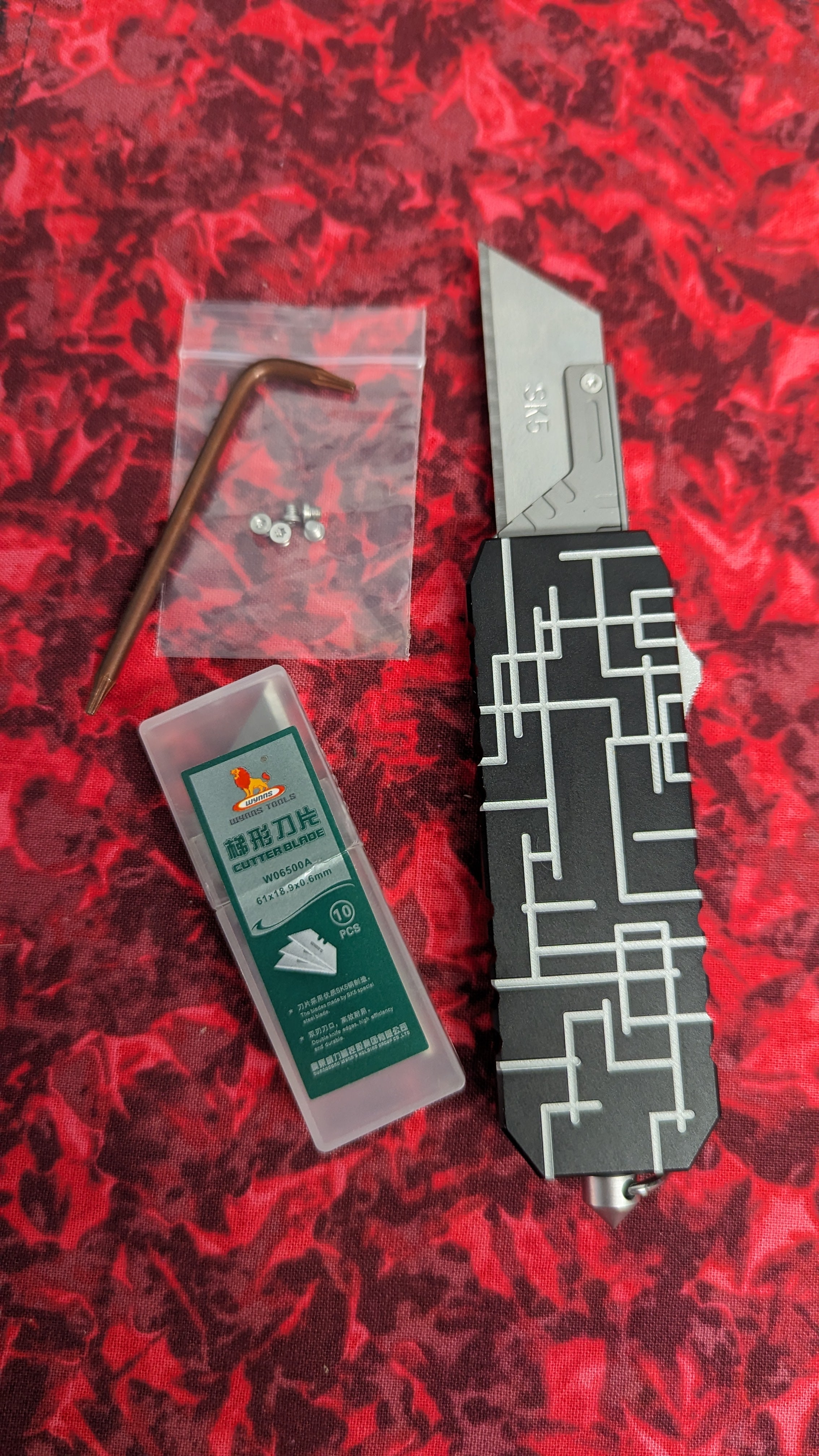 NEW GEN CNC MACHINED D/A OTF BOX CUTTER BLACK – LIGHTNING OTF KNIVES