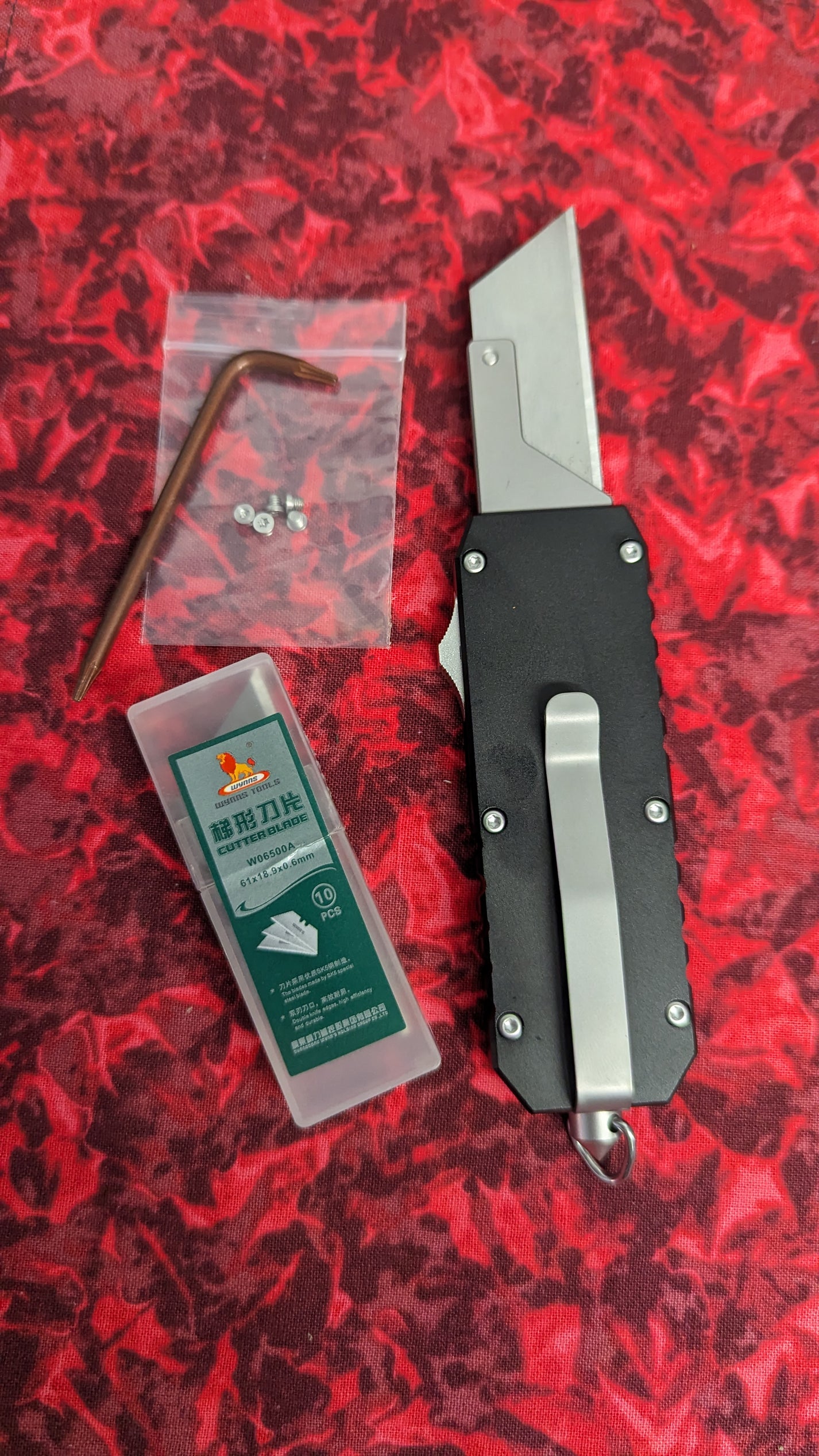 NEW GEN CNC MACHINED D/A OTF BOX CUTTER BLACK – LIGHTNING OTF KNIVES