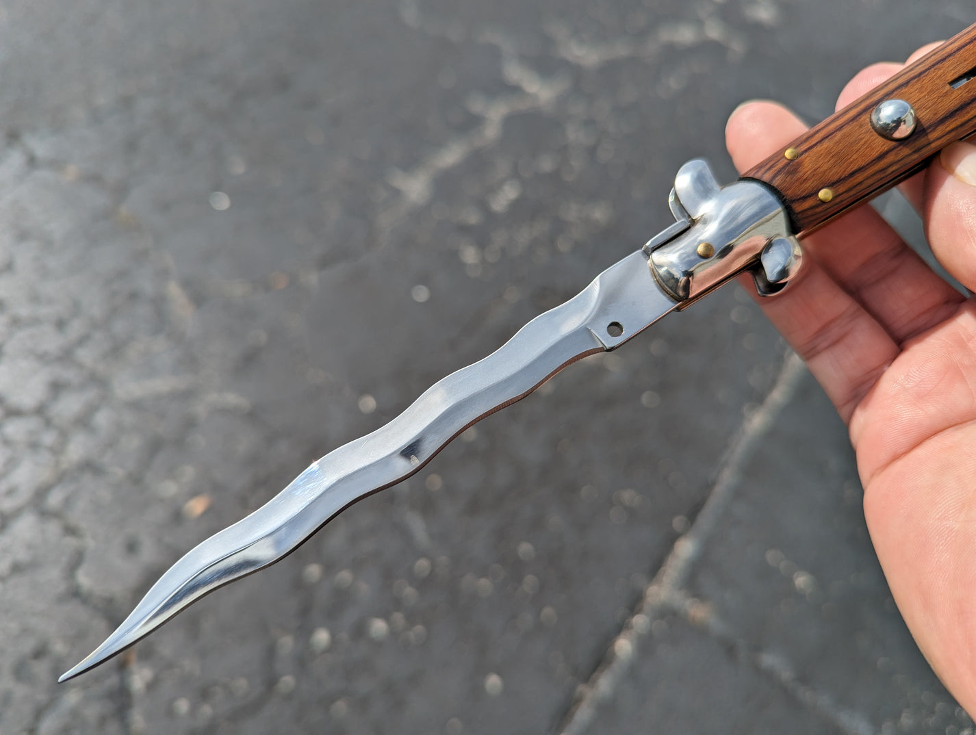13" KRIS BLADE SOLID WOOD ITALIAN STYLE STILETTO – LIGHTNING OTF KNIVES