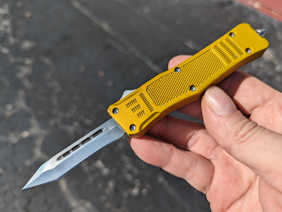 OTF AUTOMATIC KNIVES – LIGHTNING OTF KNIVES