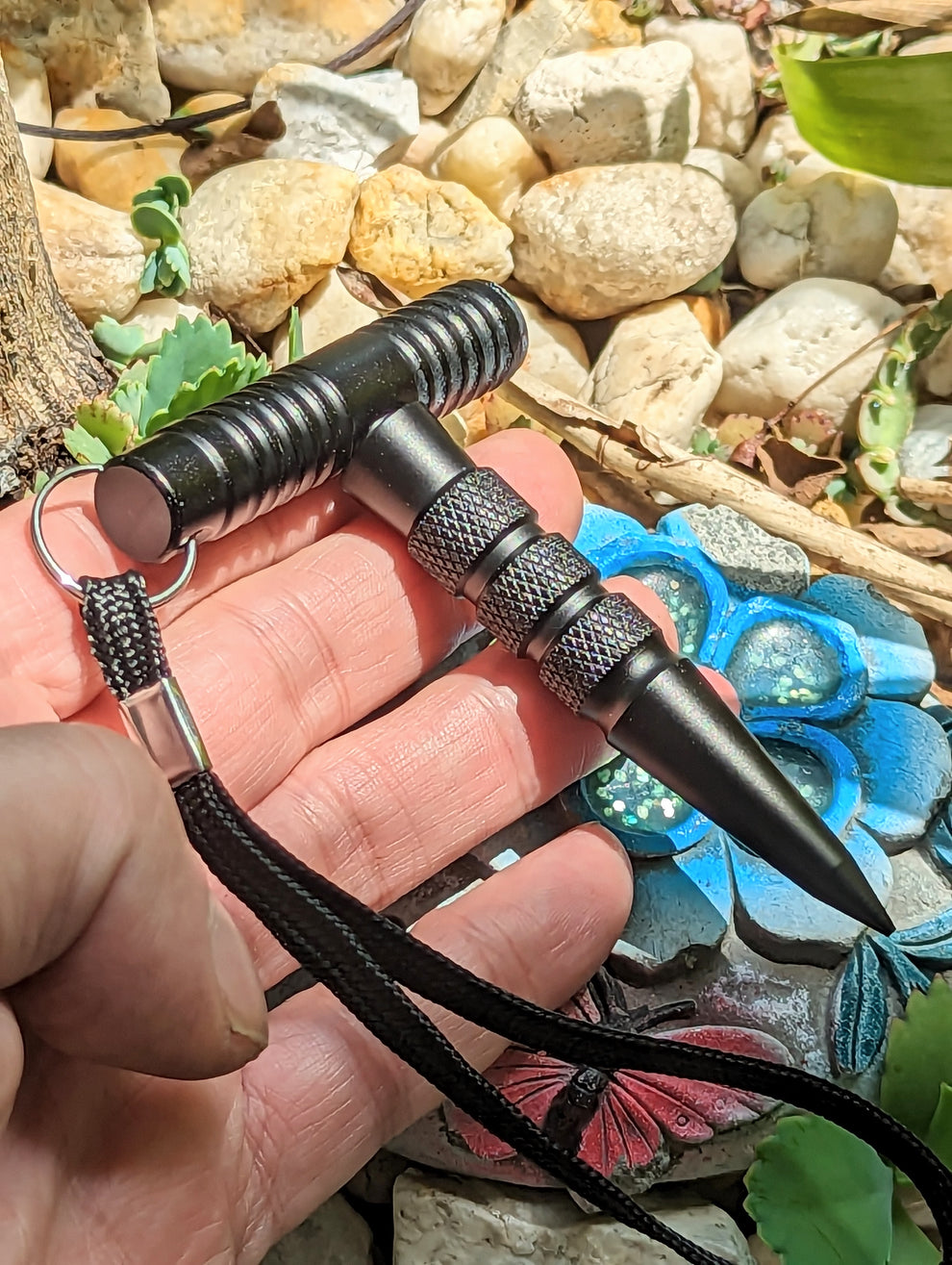 BLACK SELF DEFENSE PUSH SPIKE KUBATON – LIGHTNING OTF KNIVES