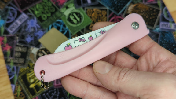 Hello Kitty Ceramic Blade Folding Knife – LIGHTNING OTF KNIVES