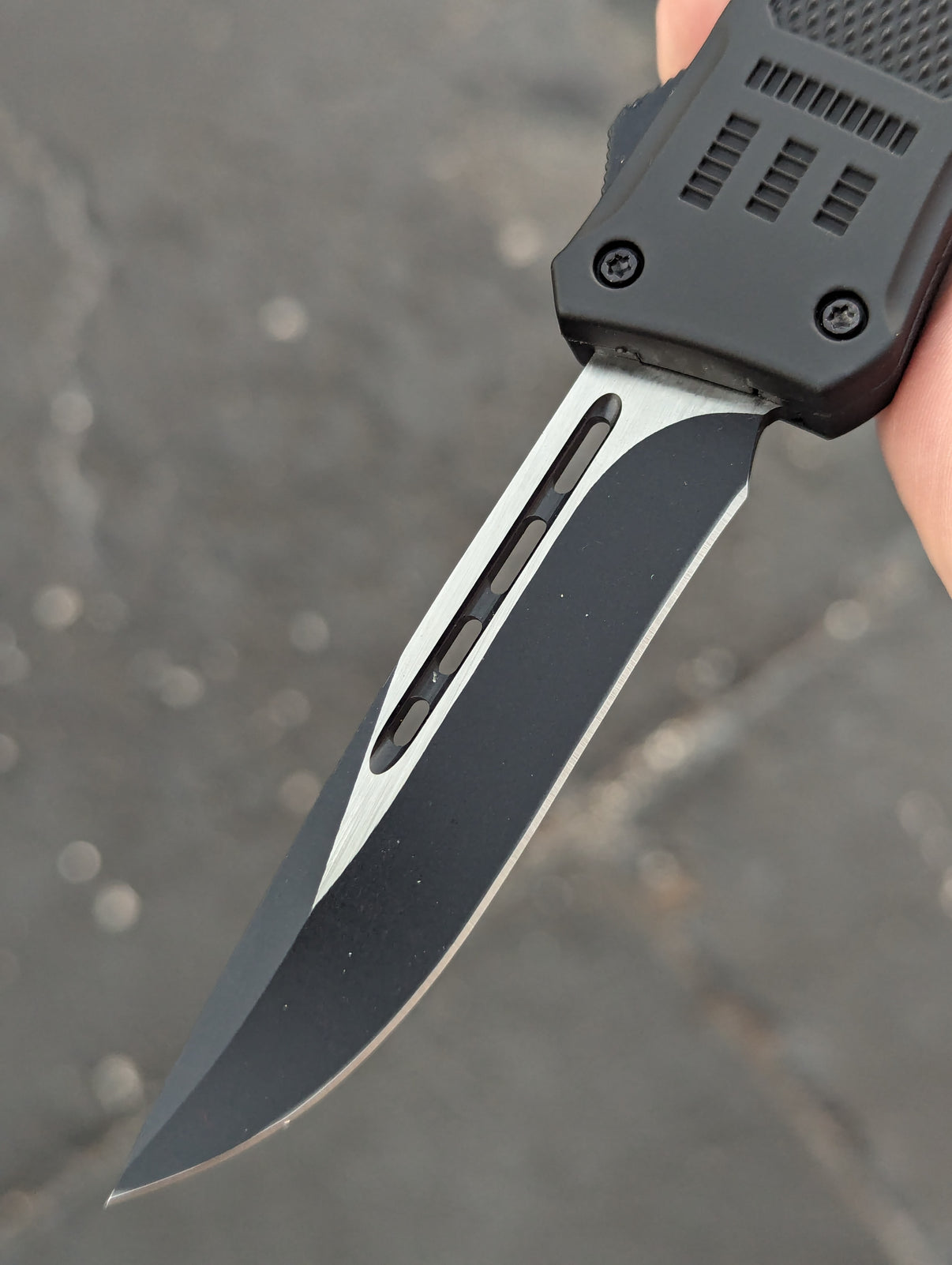 8.25" Single Edge CQB OTF Automatic Knife Black – LIGHTNING OTF KNIVES