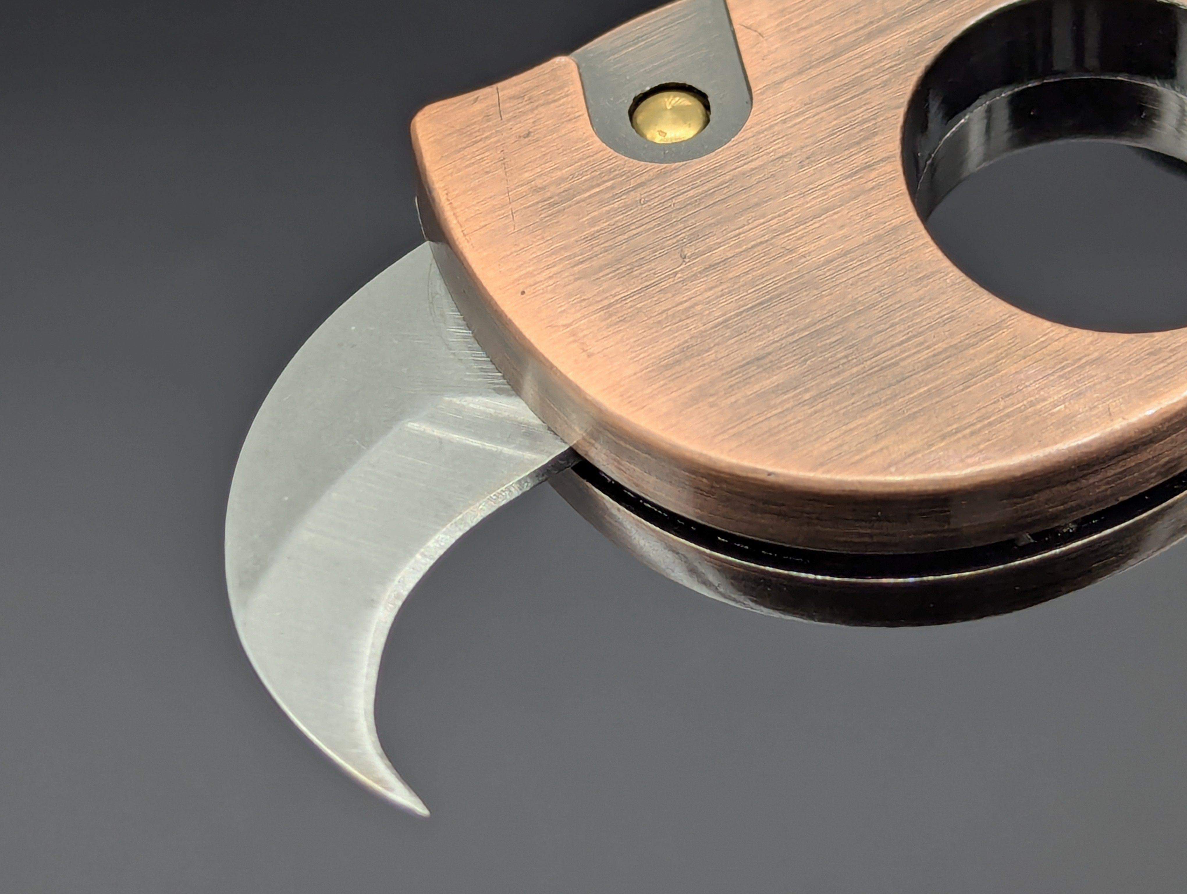 HAWKBILL KARAMBIT AUTOMATIC KNUCKLE KNIFE COPPER – LIGHTNING OTF KNIVES