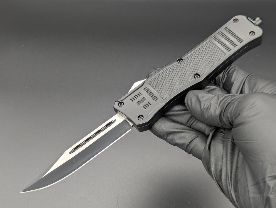 OTF KNIVES – LIGHTNING OTF KNIVES