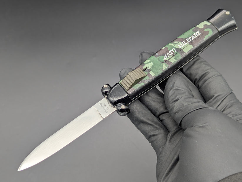VINTAGE KOREAN NATO MILITARY OTF KNIFE 3 PIN CAMO – LIGHTNING OTF KNIVES