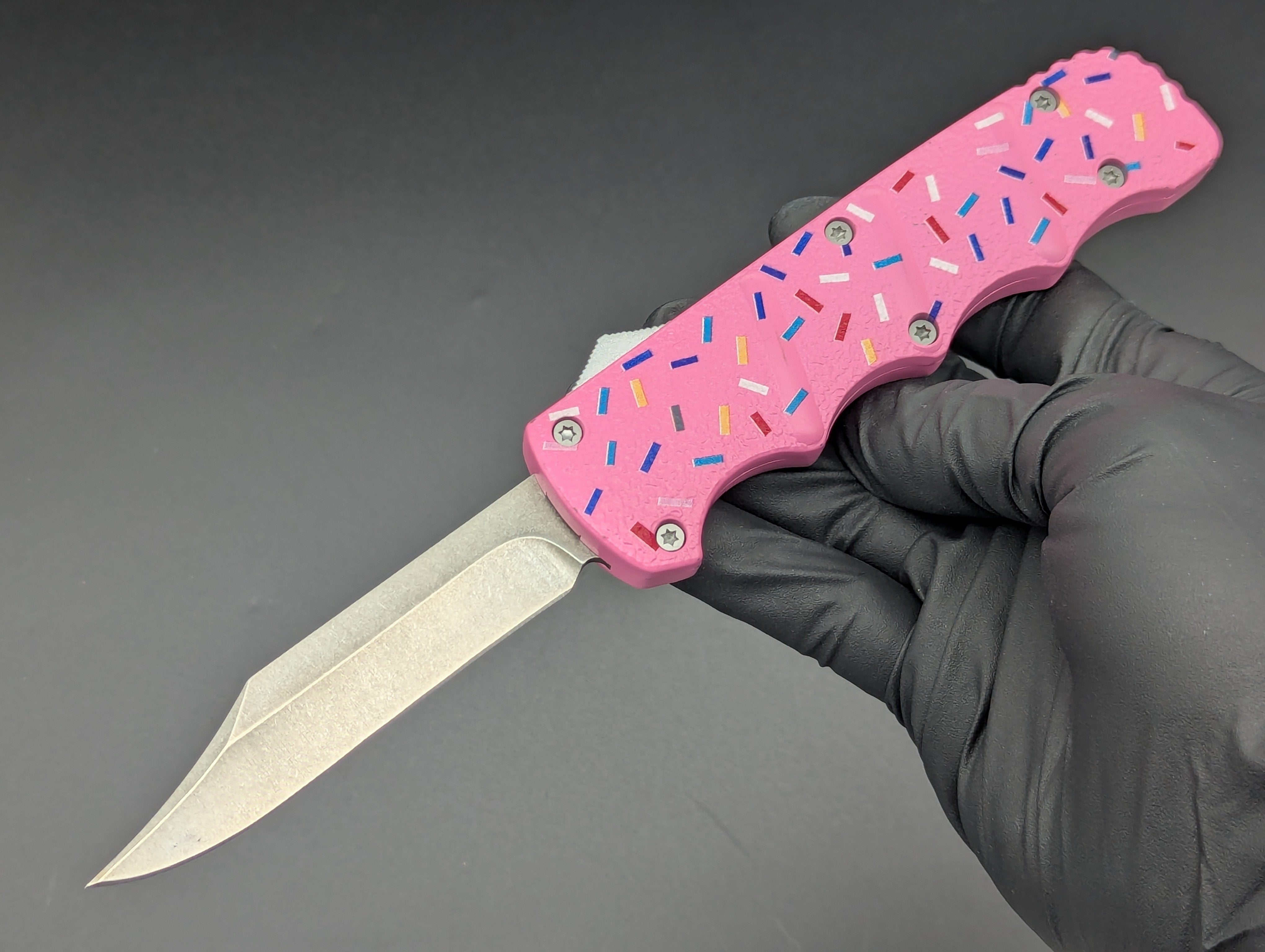 PINK SPRINKLED DONUT CLIP POINT D/A OTF KNIFE – LIGHTNING OTF KNIVES