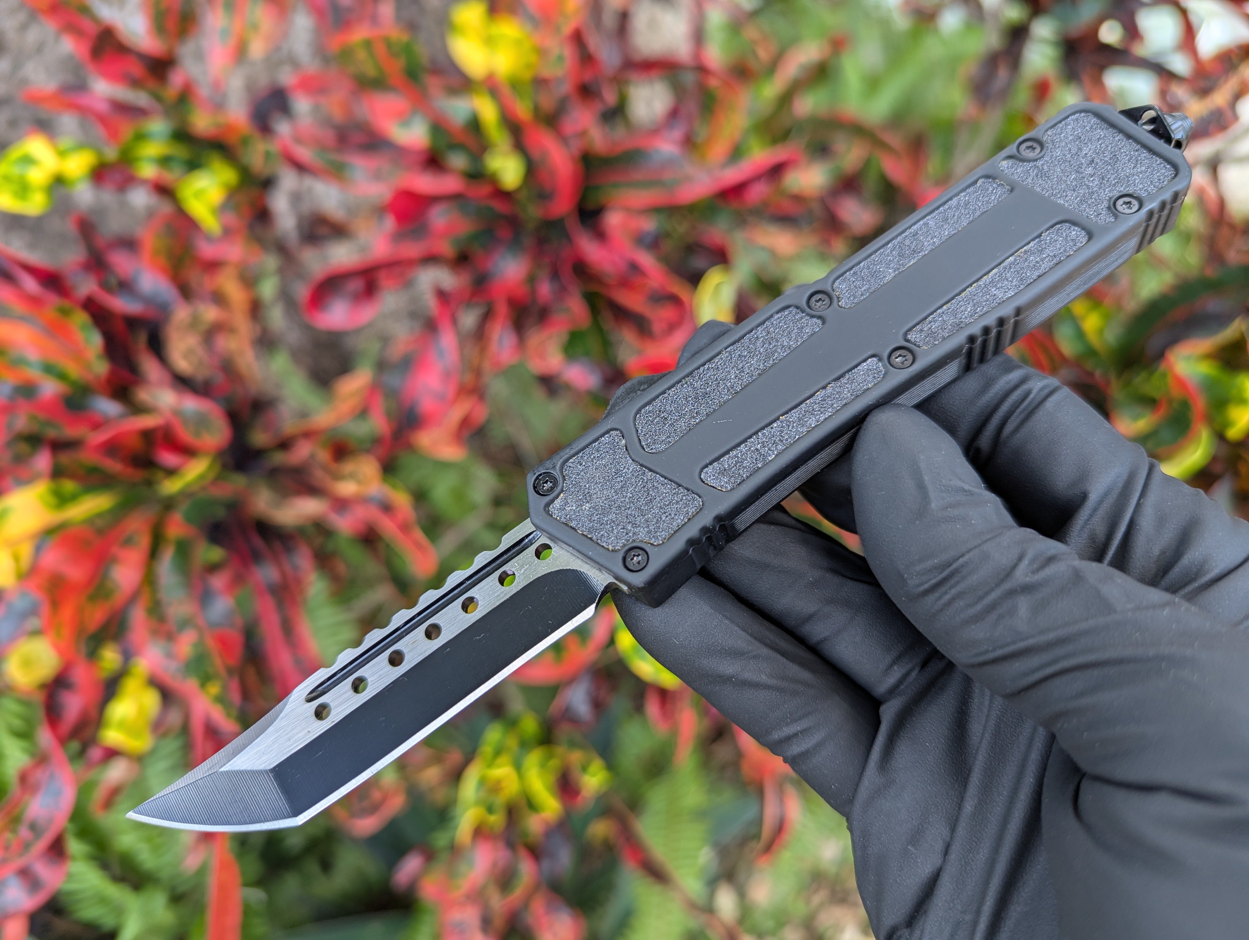 8.5" TACTICAL HELLRAISER T/E OTF AUTOMATIC KNIFE – LIGHTNING OTF KNIVES