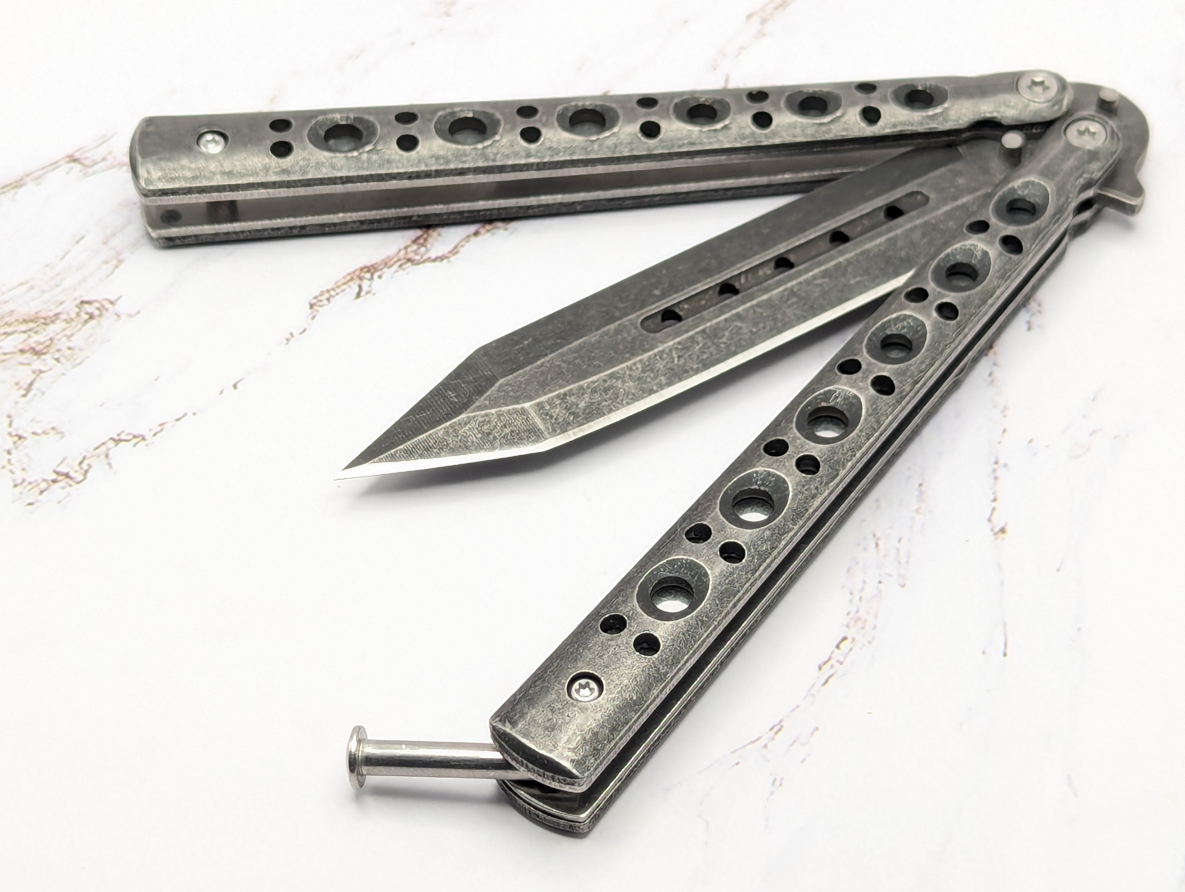 BUTTERFLY & BALISONG KNIVES – LIGHTNING OTF KNIVES