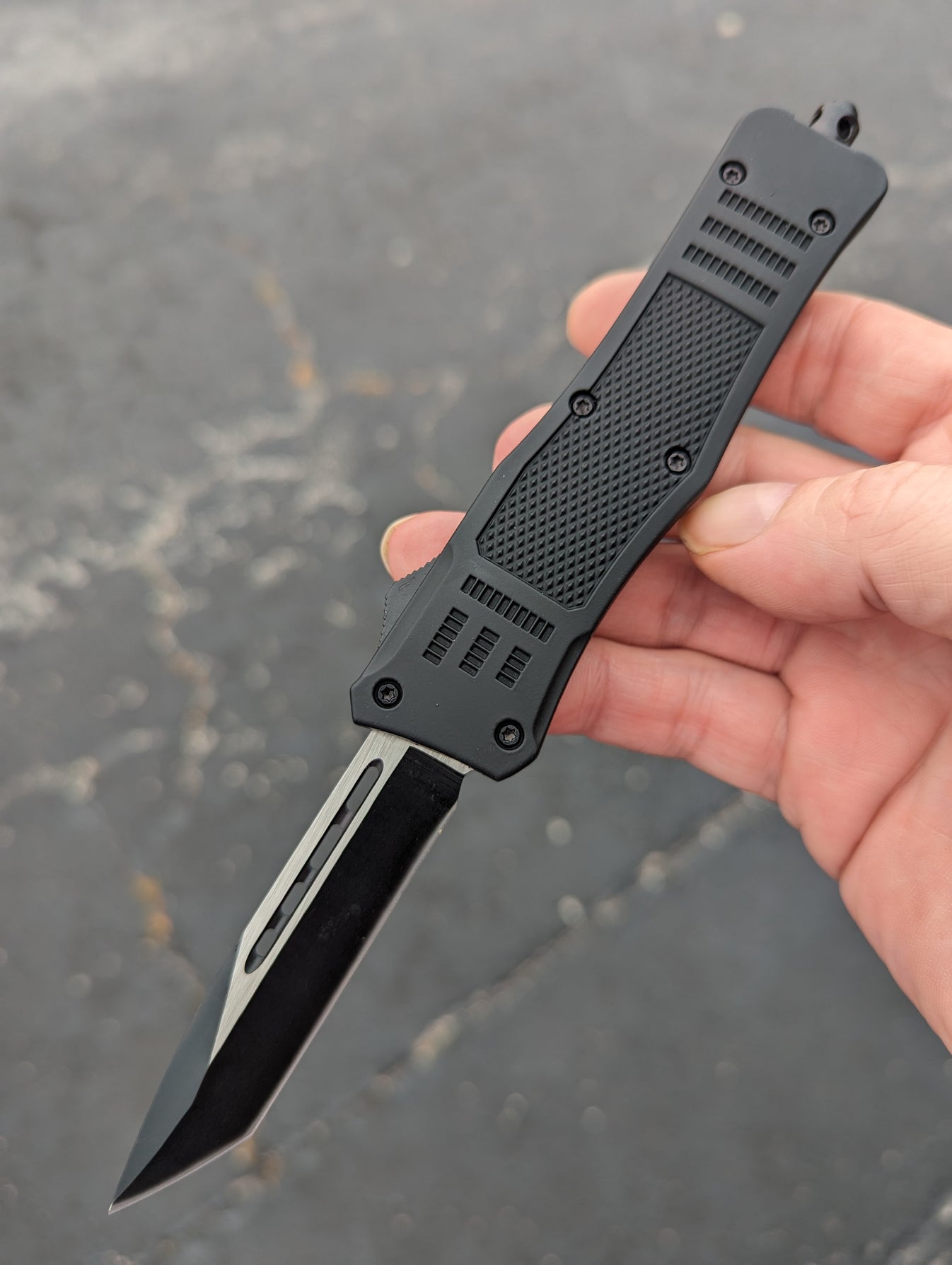 8.25" Tanto CQB OTF Automatic Knife Black Tactical – LIGHTNING OTF KNIVES