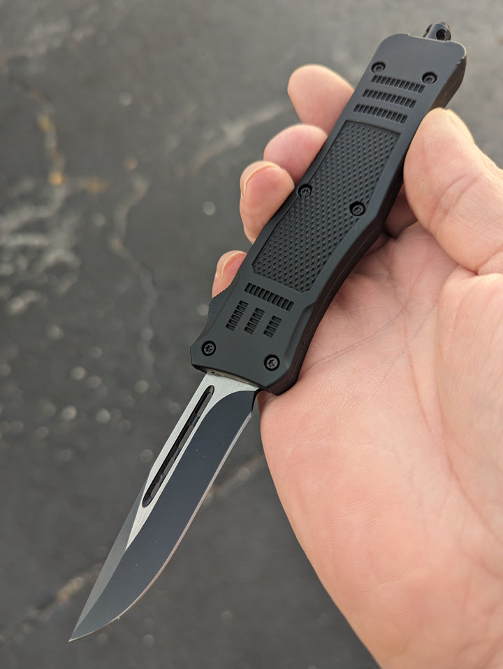 OTF AUTOMATIC KNIVES – LIGHTNING OTF KNIVES