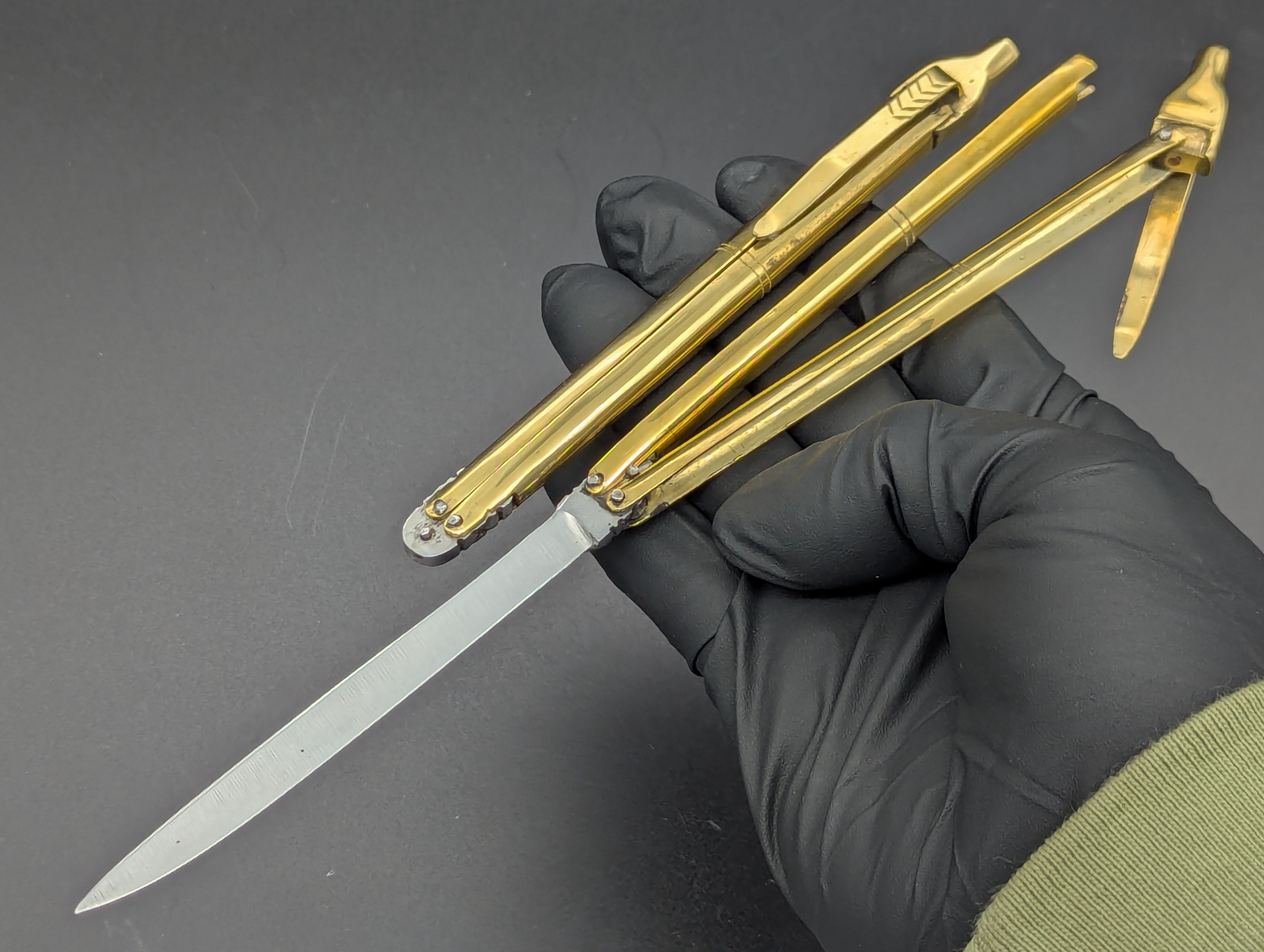 BRASS & STEEL FHM PEN STYLE BALISONG KNIFE STRAIGHT – LIGHTNING OTF KNIVES