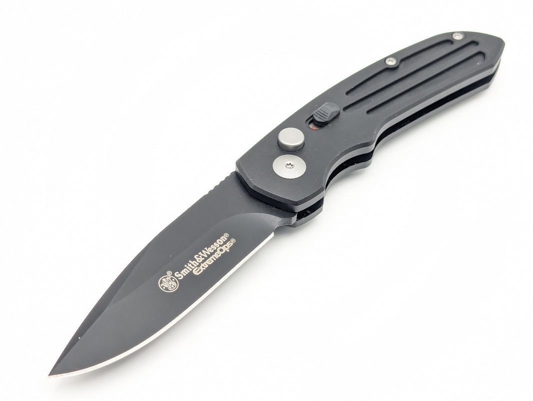 SMITH & WESSON AUTOMATIC KNIVES – LIGHTNING OTF KNIVES