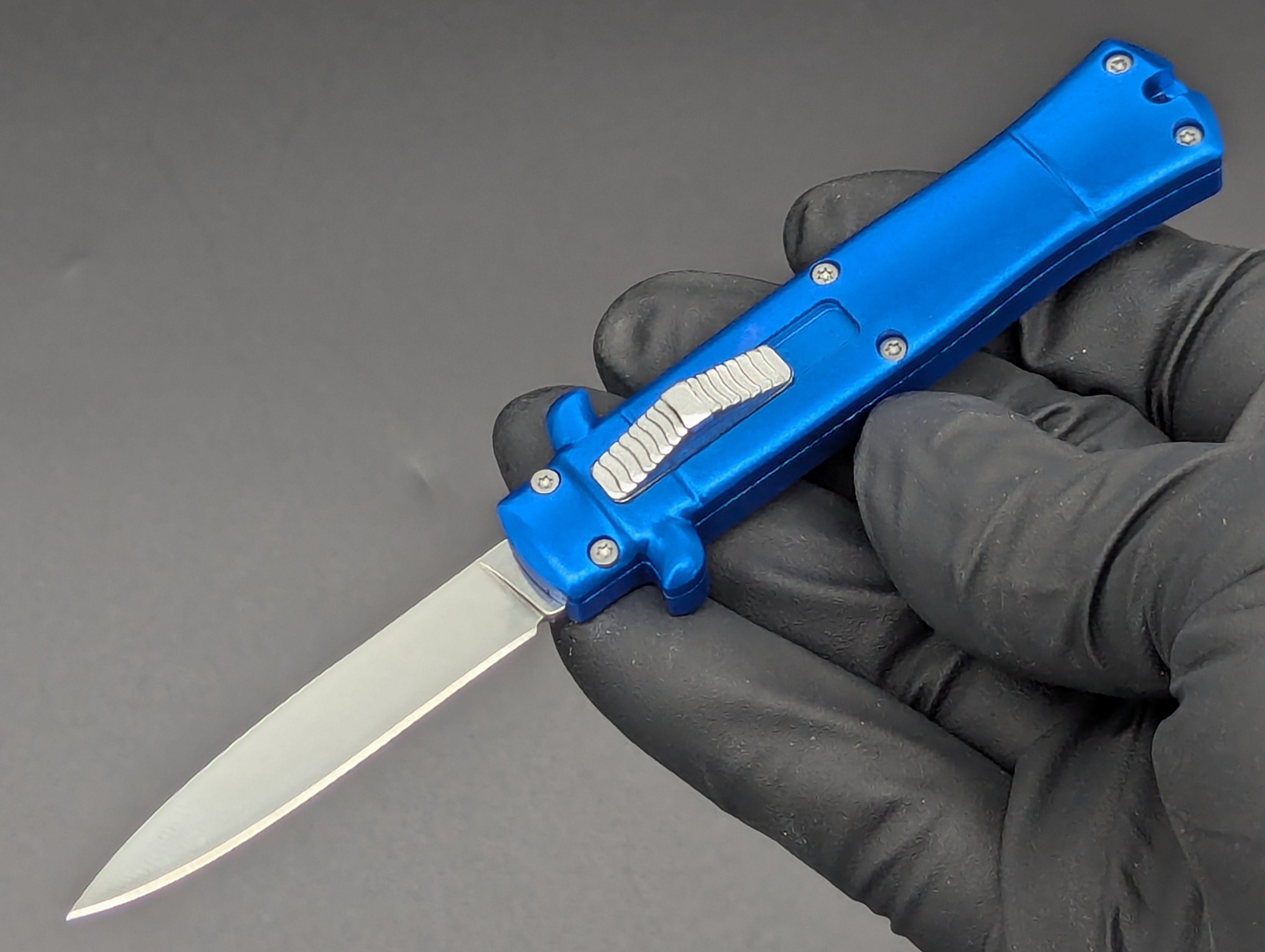 BLUE MINI D/A STILETTO OTF KNIFE – LIGHTNING OTF KNIVES