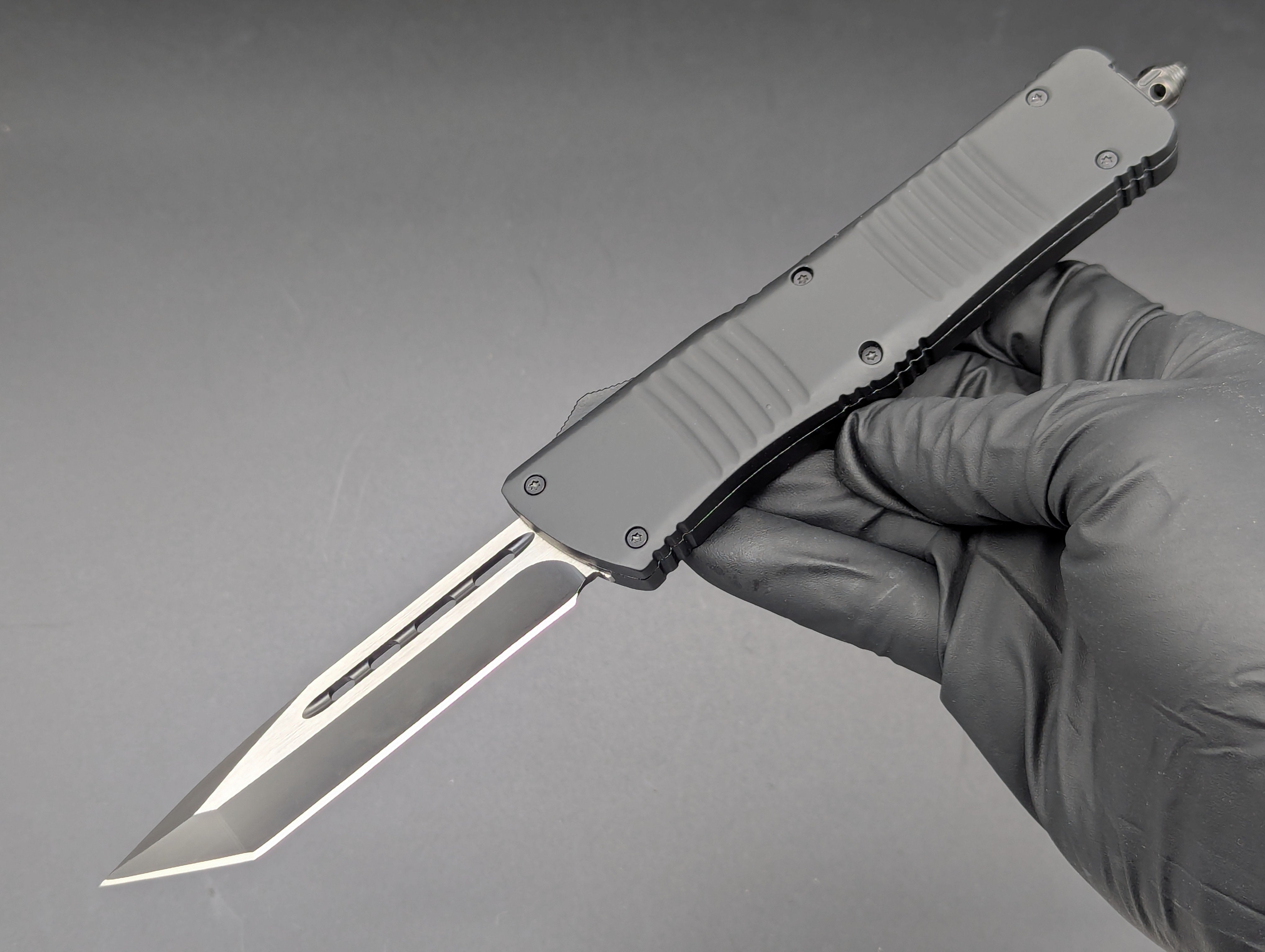 9.5" XL BLACK TACTICAL TANTO OTF AUTOMATIC KNIFE – LIGHTNING OTF KNIVES