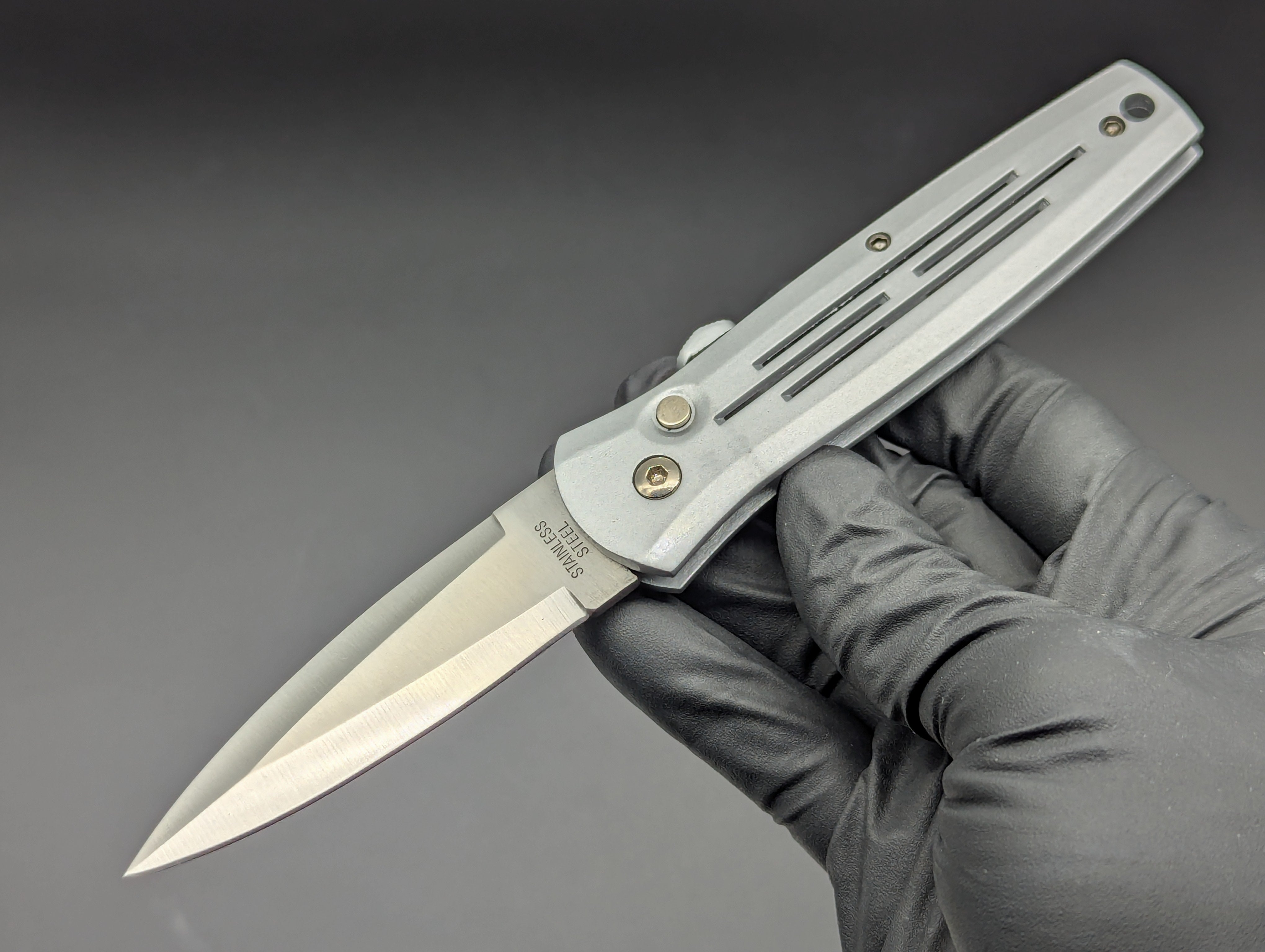 NOS SILVER EAGLE AUTOMATIC KNIFE w/ SAFETY – LIGHTNING OTF KNIVES