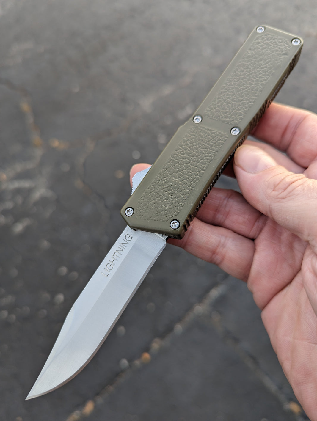 LIGHTNING OTF AUTOMATIC KNIVES – LIGHTNING OTF KNIVES