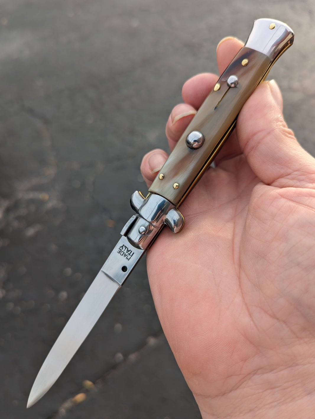 ITALIAN SWITCHBLADE KNIVES – LIGHTNING OTF KNIVES